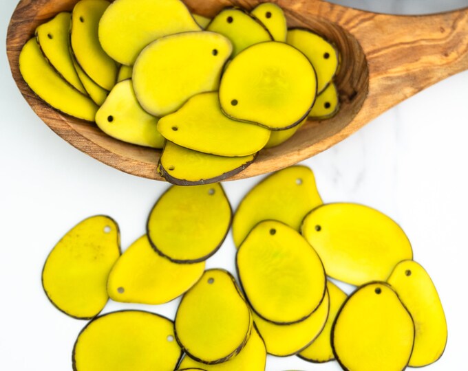 Light Pink, Thin Tagua Slices, Central Hole, 10 Pcs / Tagua Chips ...