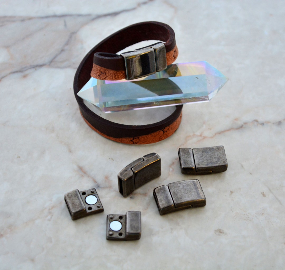 Gunmetal Small Curved Magnetic Clasp, 12x20mm, 1 Pc / 10mm Leather ...