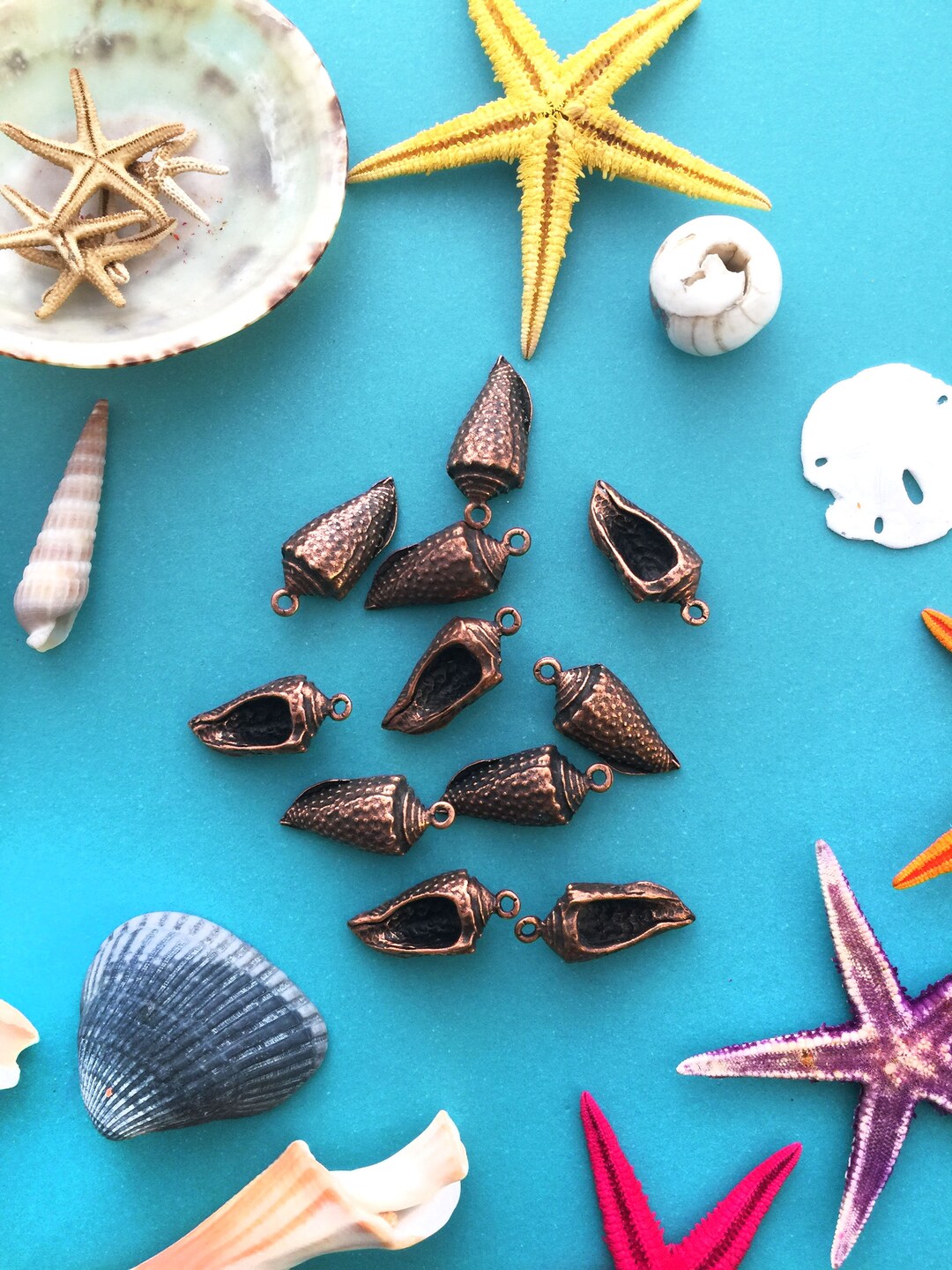 Antique Copper Conch Shell Charms, 11x24mm, 2pcs / Nunn Designs, Shell ...