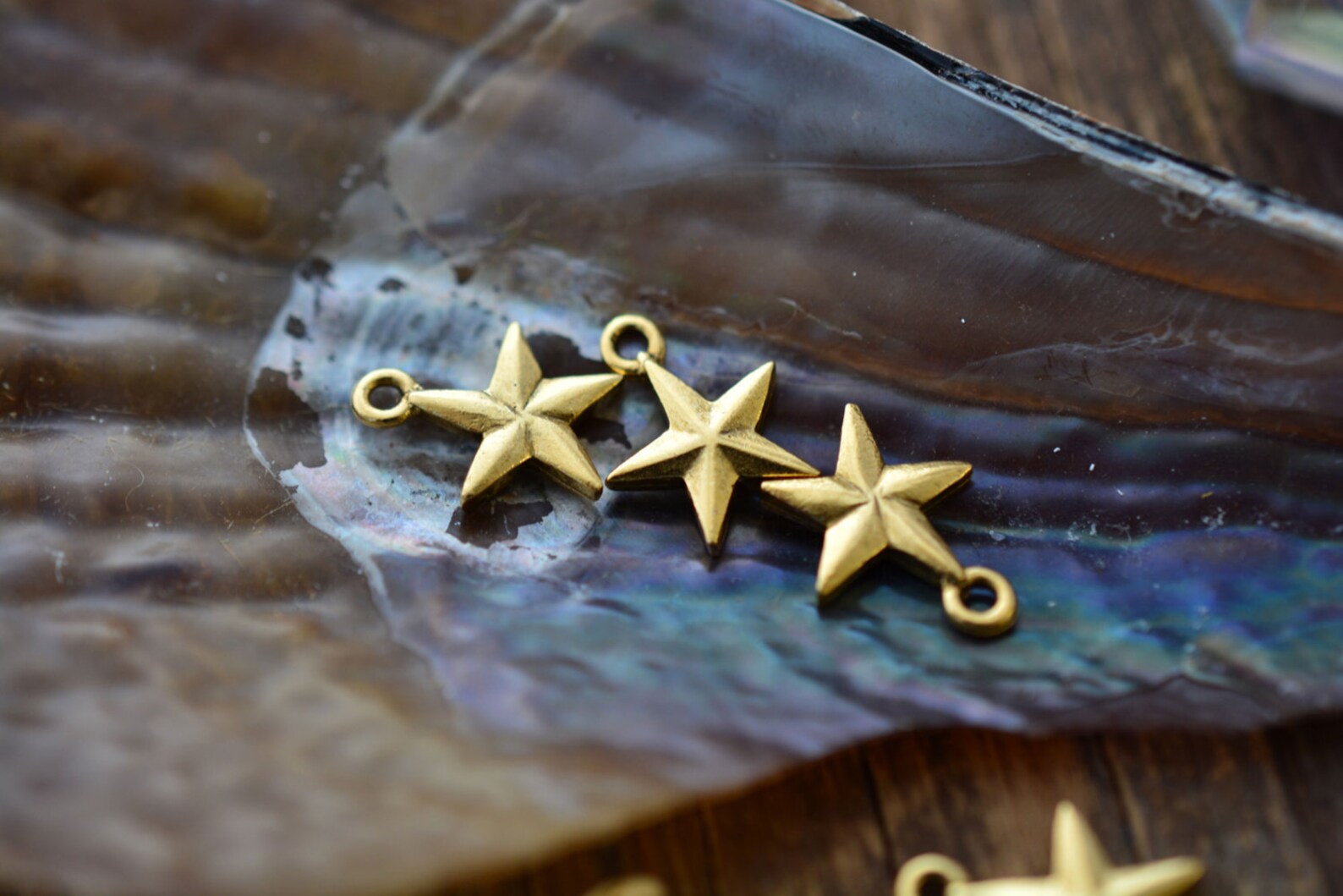 Antique Gold Mini Star Charms, 11x14mm, 2pcs / Nunn Designs, Star ...