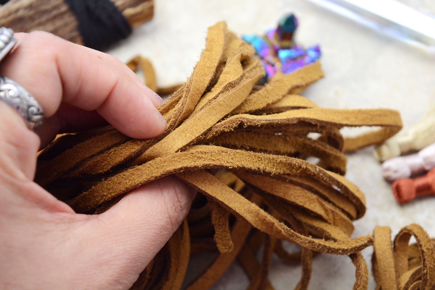 Saddle Tan, 5mm Deer Suede Leather Lace, 40" Strap (1pc) / Deer Lace ...