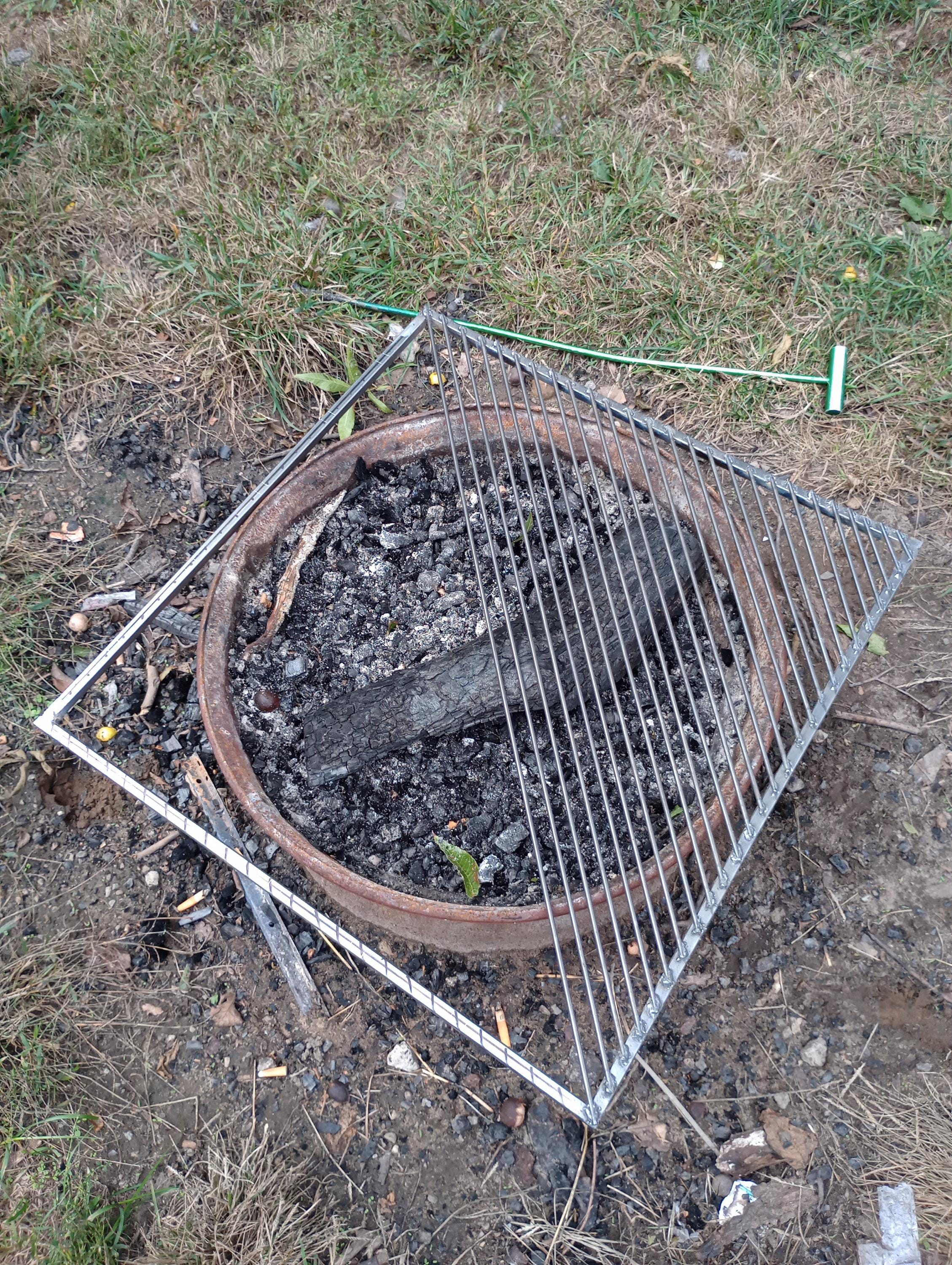 Custom Made Grill Grates W/ Fire Hole Access.. Made to Order in the USA ...