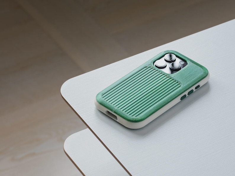 Retron Print Terminal Three Retro iPhone Case - Etsy