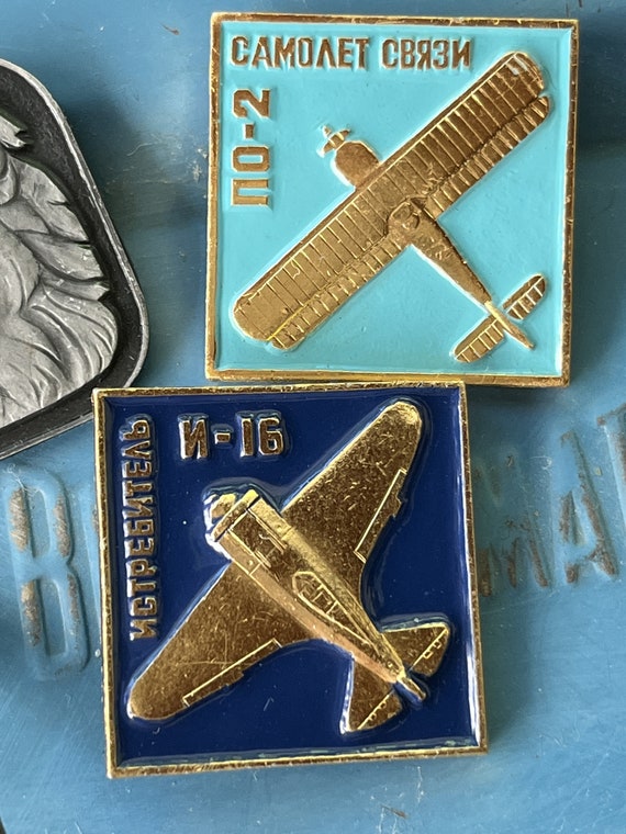 Soviet Era Enamel Pins - Vintage Military Style Pin -… - Gem