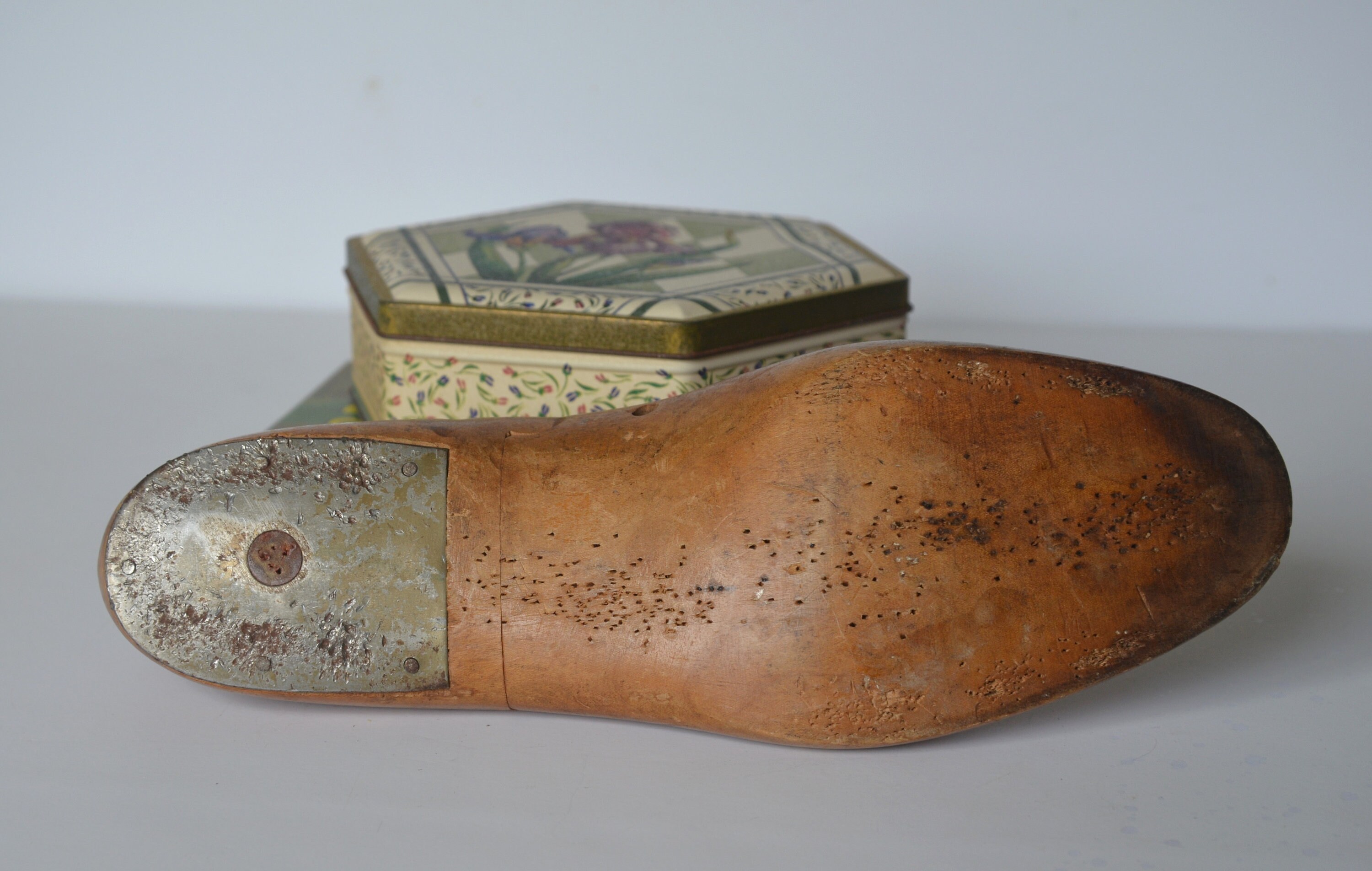Retro Krentler Brothers Wooden Shoe Form United Last Company Farmhouse ...