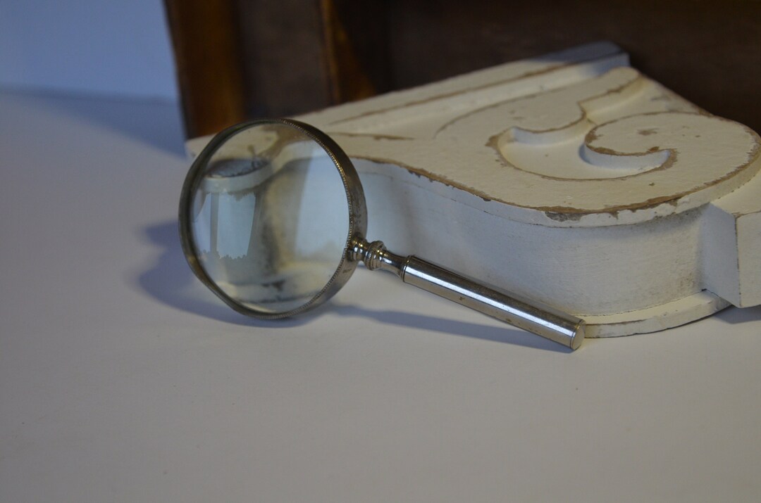 Vintage Magnifying Glass Handheld Magnifier Retro Library Accessory ...