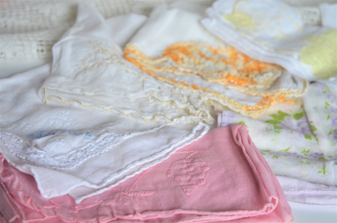 Vintage Linen Collection Retro Lot of Collectible Linens Farmhouse ...