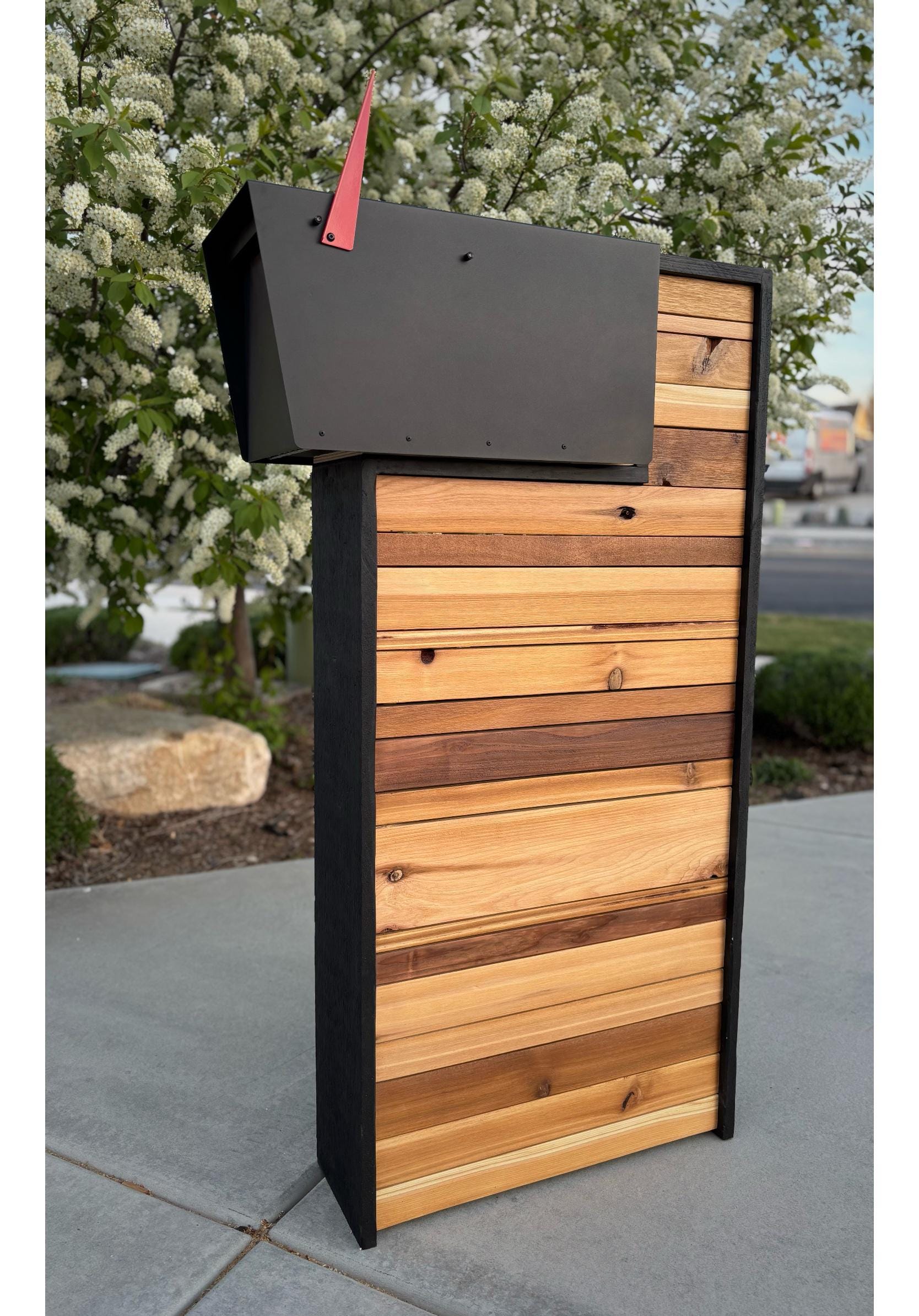 Cedar Mailbox Post; Custom Mailbox; Mid-century Modern, Modern Mailbox ...