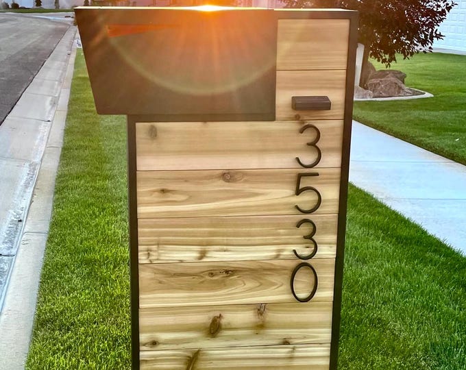 Handmade Midcentury Modern Cedar Post With Mailbox & Solar Lights - Etsy