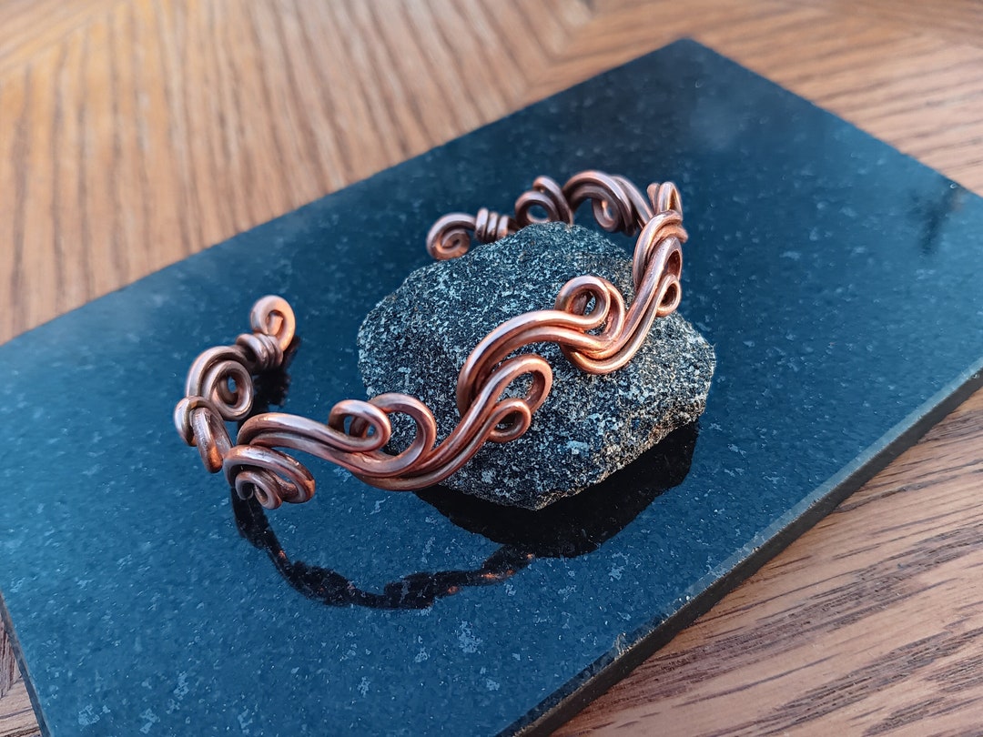 COPPER WAVE BRACELET Elegant Art Nouveau Jewelry Petite Ladies Bracelet ...