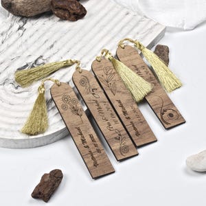 Custom Wooden Bookmarks Set for Weddings - Guest Wedding Ornaments ...