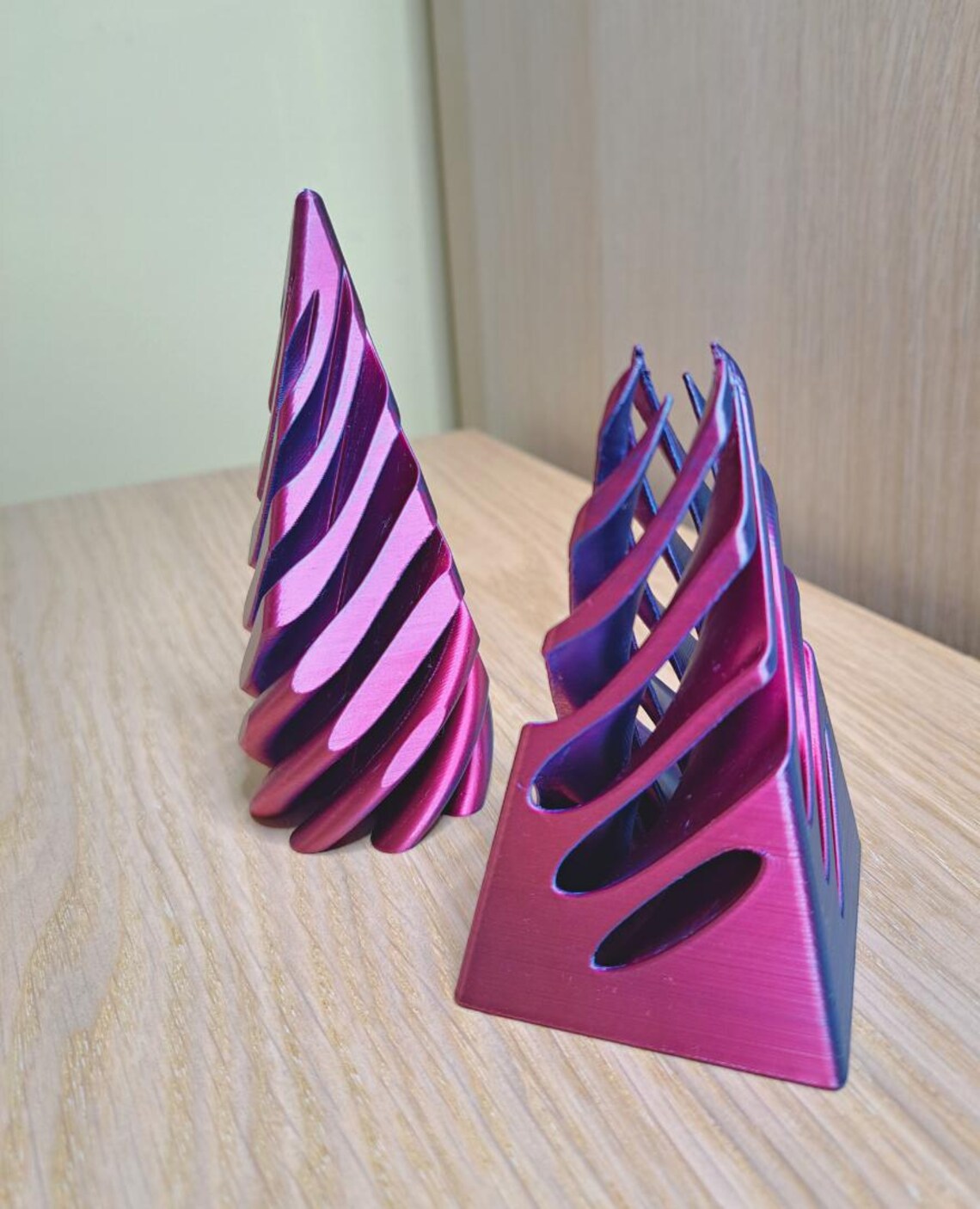 Vortex Impossible Pyramid Fidget HD - Etsy