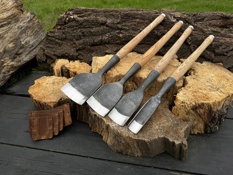 4-piece Timber Rounded Chisels Set With Covers. Woodworking Tool ...