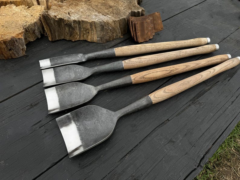 4-piece Timber Rounded Chisels Set With Covers. Woodworking Tool ...