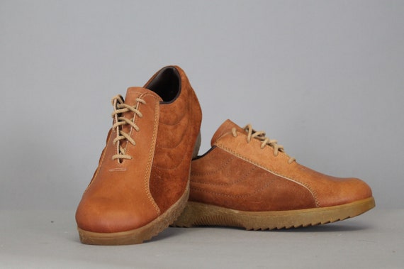 Vintage 1970s shoes brushed brown leather earth lace … - Gem