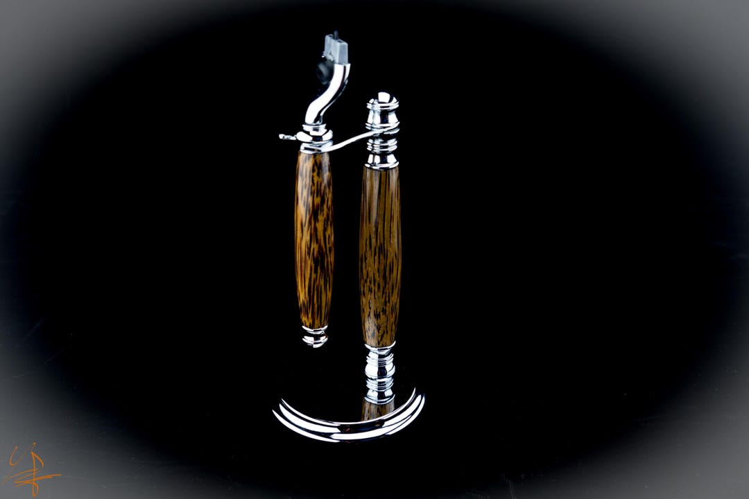 Hand Turned Razor With Stand Handcrafted From Red Palm Wood. Razor ...