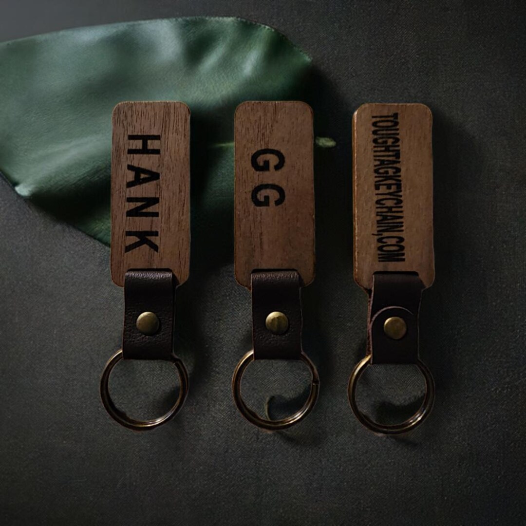 Personalized Walnut Keychain: Engraved Wood & Leather Keyring - Etsy