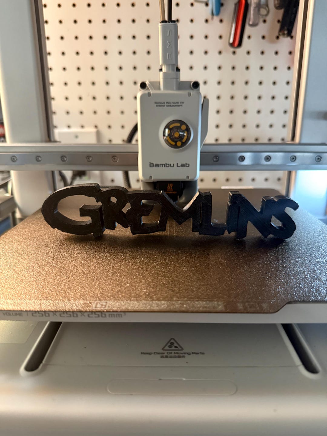 Gremlins (1984) Logo Stand - Etsy