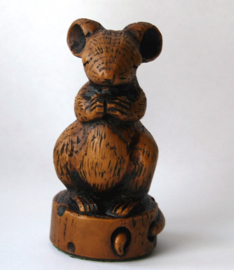 Church Mouse Praying on Cheese Mouse Ornament | Etsy UK