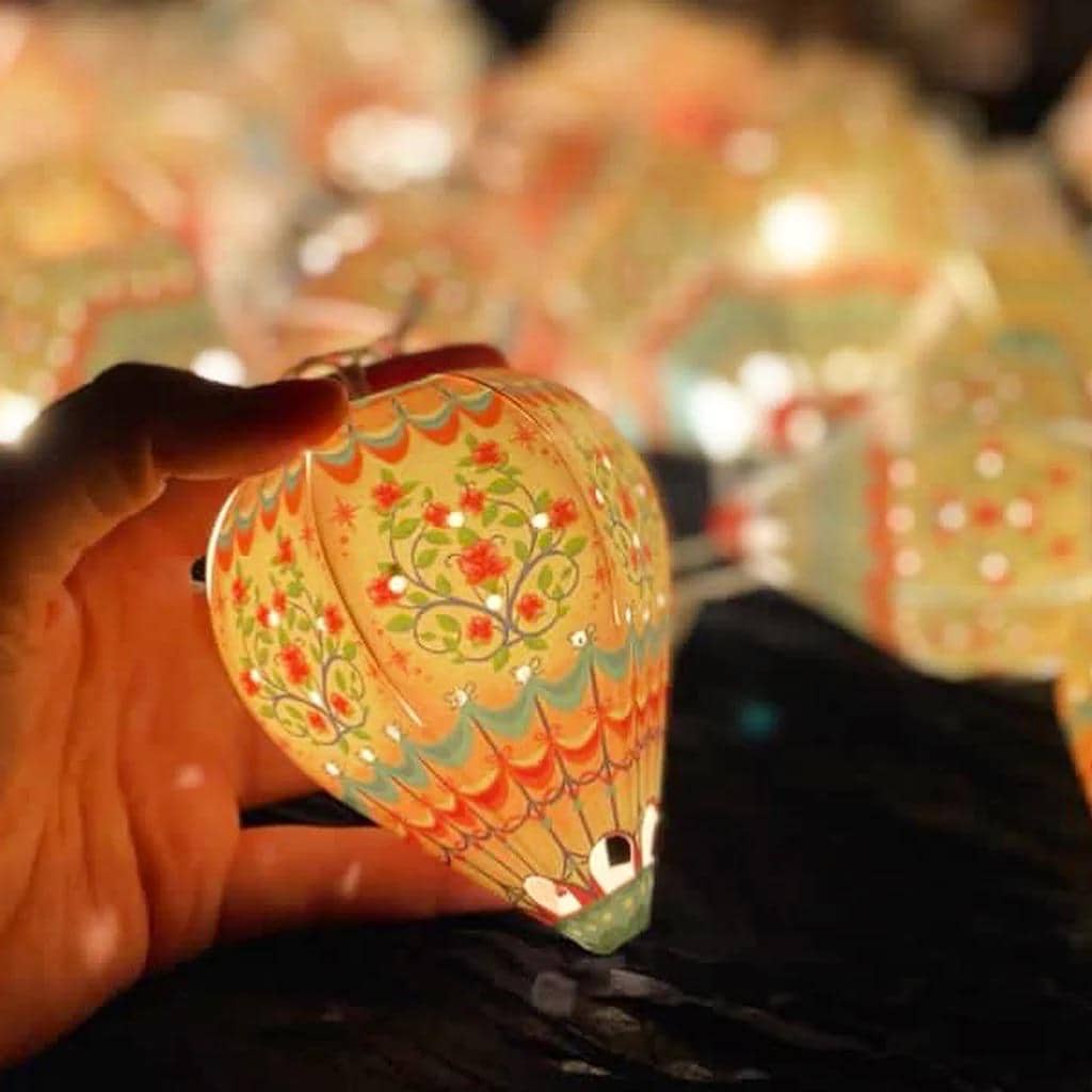 Mini Hot Air Balloon Fairy Lights DIY Kit, Paper Craft Hanging Light ...