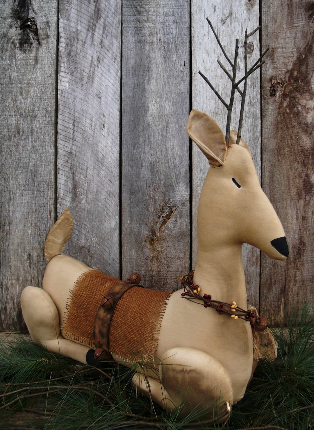Primitive Sleigh Bells A Ringin' Reindeer Sitter/ Farmhouse Christmas ...