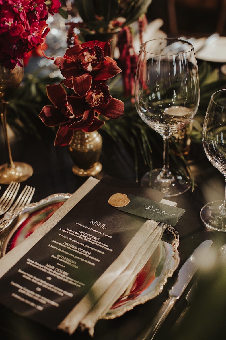 Minimalist Menu Template, Name Place Card, Modern Wedding Stationery ...