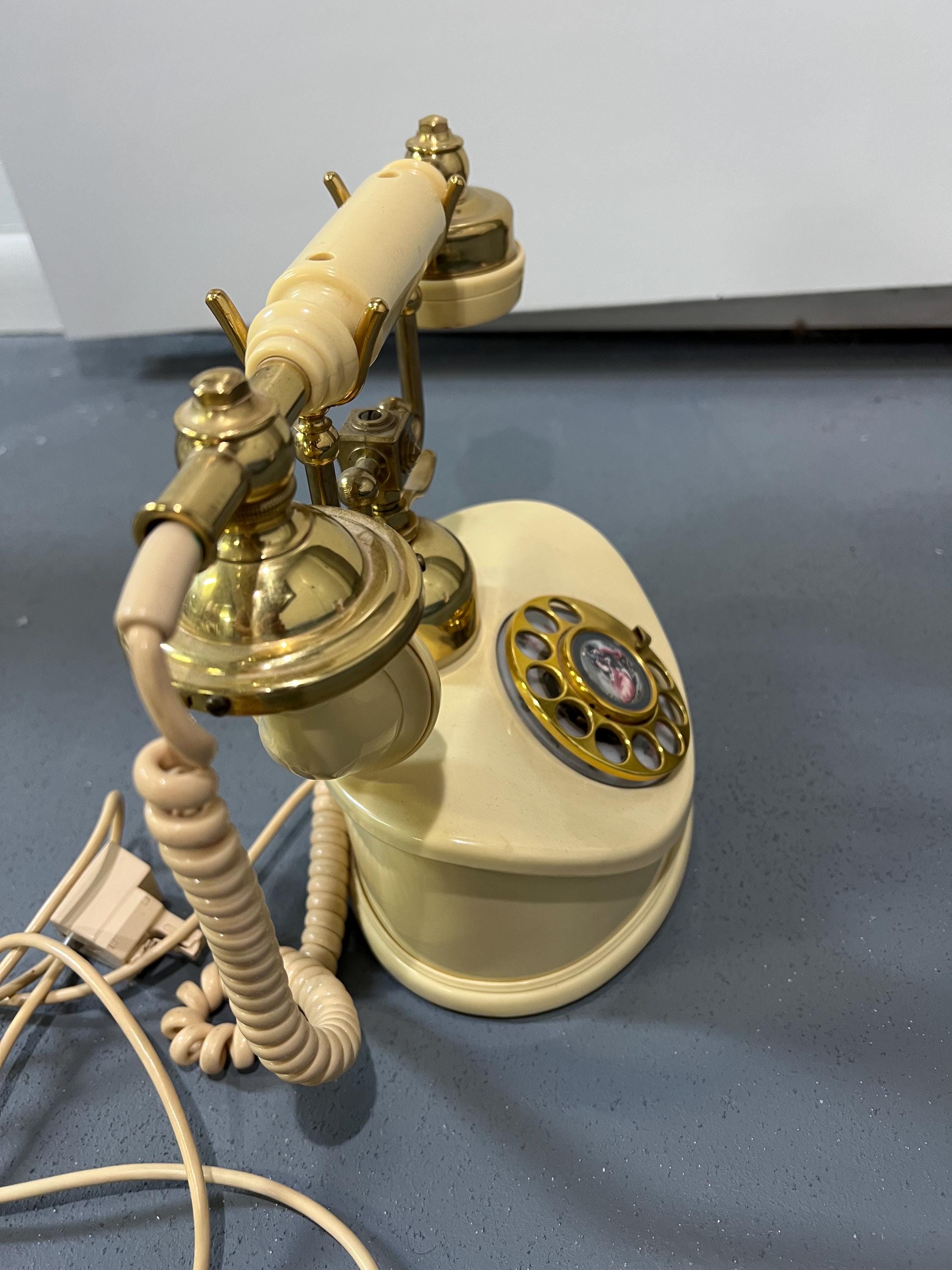 Vintage Victorian Telephone - Etsy