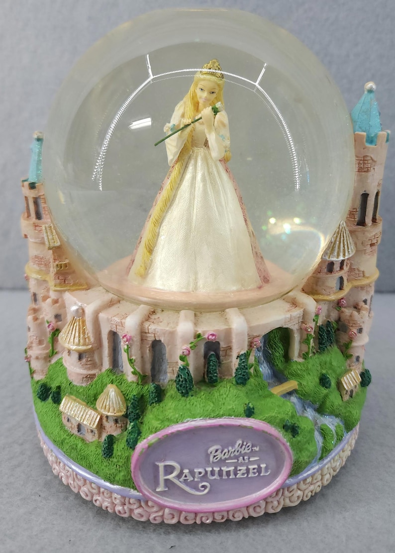 Barbie as Rapunzel Musical Snow Globe Castle Theme, Plays la Primavera ...