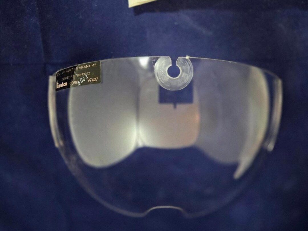 Gentex Clear Visor Military SPH-4 P/N 79D4406-12 NOS 1978 #C - Etsy
