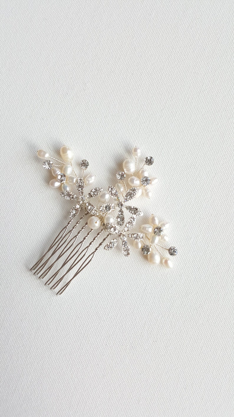 Pearl Bridal Hair Combs Freshwater Pearl and Crystal Hair | Etsy