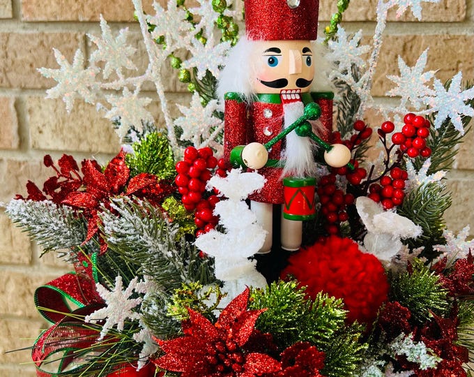 Nutcracker Christmas Centerpiece, Christmas Nutcracker Arrangement ...