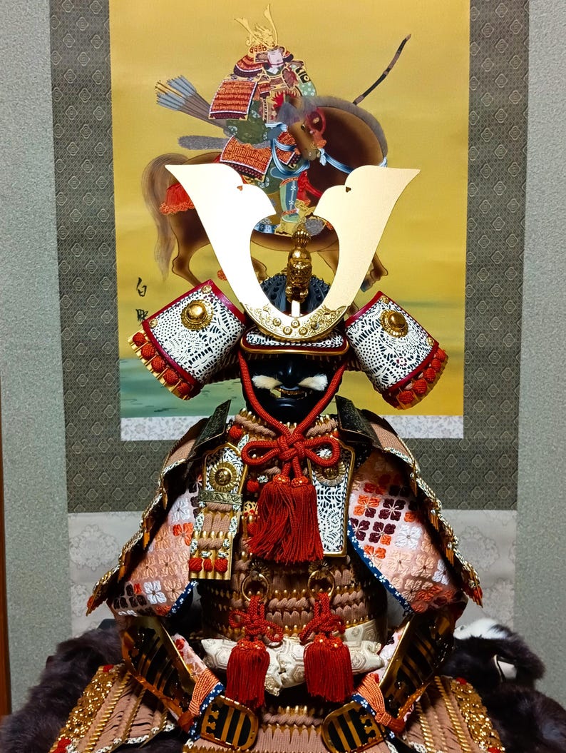 Beautiful Japanese Samurai Armor “the Man Who Has Mastered Martial Arts ...