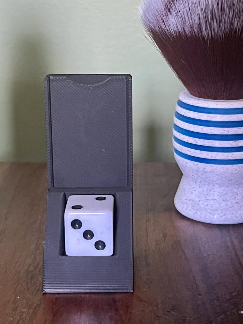 Double Edge DE Blade Tracker Shave Stand - Eco-friendly PLA Tracker for ...