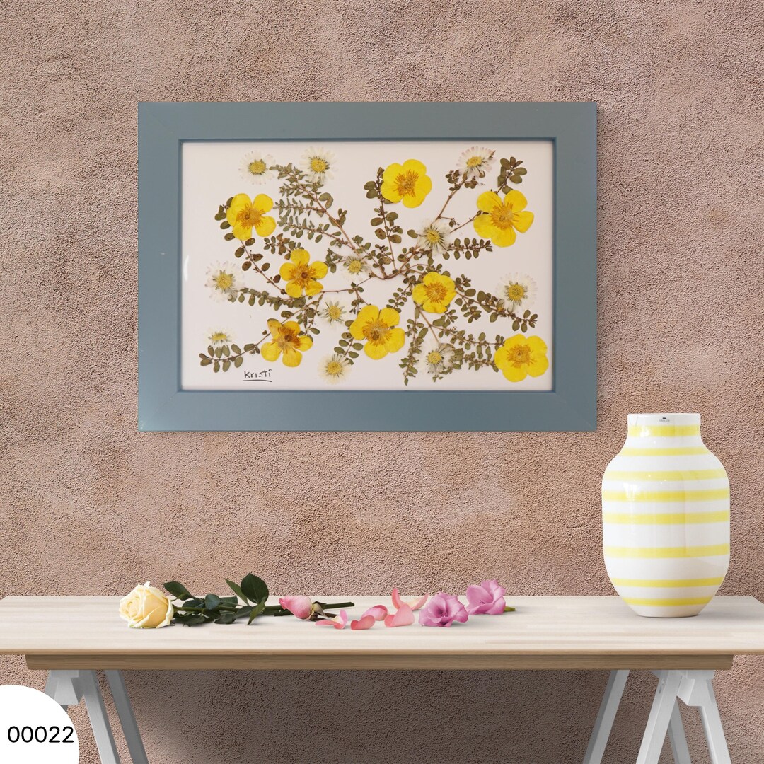 Handmade Pressed Flower Frame – Natural Home Decoration – Botanical Art ...