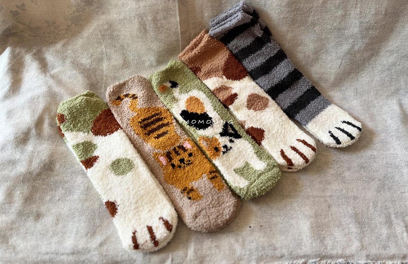 5 Types of Cozy Cat Paw Fuzzy Socks - Animal Print Fluffy Floor Socks ...