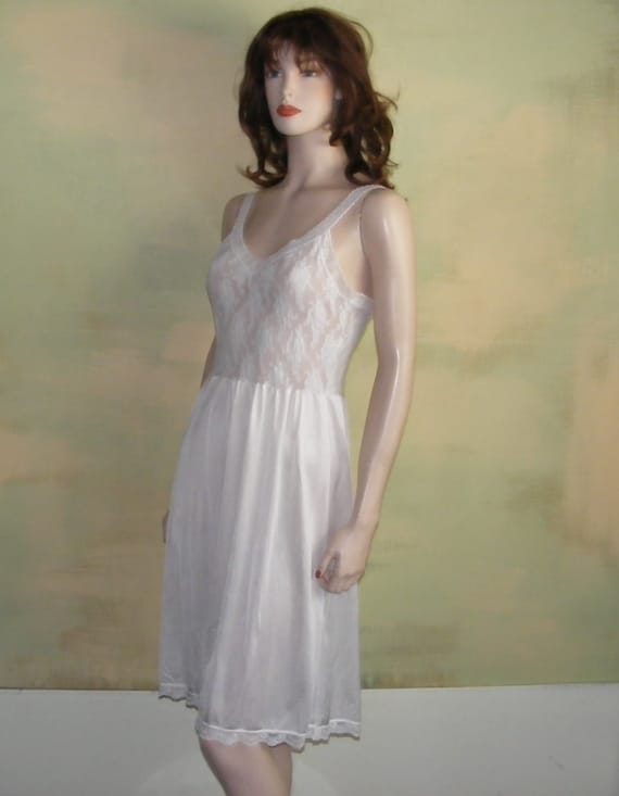 36 1970s Vanity Fair White Full Slip Stretch Lace Bod… - Gem