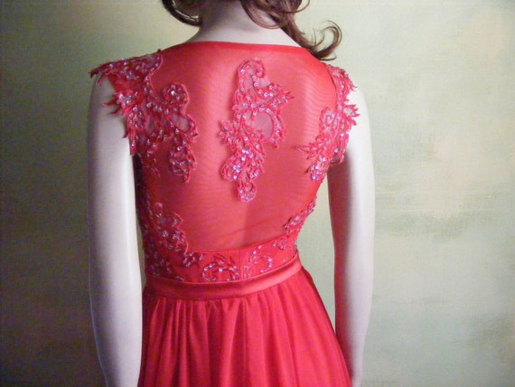 S / 3 Dramatic Red Prom Dress Formal Gown Beaded and … - Gem