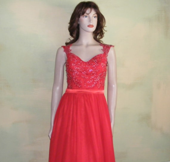 S / 3 Dramatic Red Prom Dress Formal Gown Beaded and … - Gem