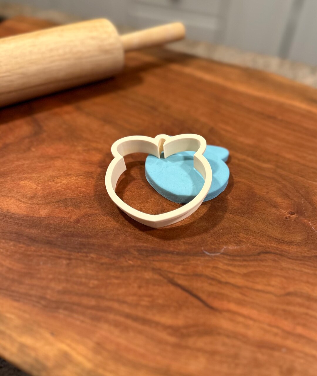Peach Emoji Cookie Cutter - Fruit Cookie Cutter - Funny Cookie Cutters ...