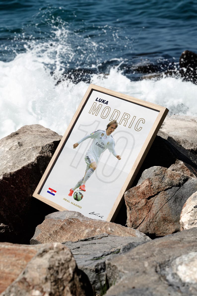 Luka Modric Real Madrid Poster Digital Download for Football Fans ...