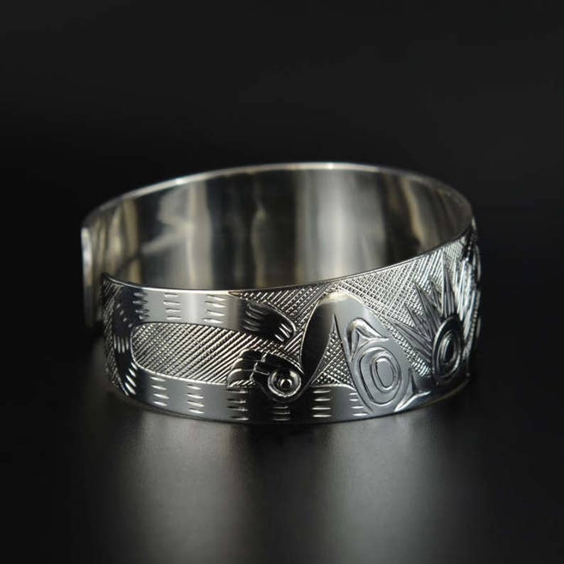 Unisex Otter Cuff Bracelet With Sea Urchin Hand-engraved | Etsy