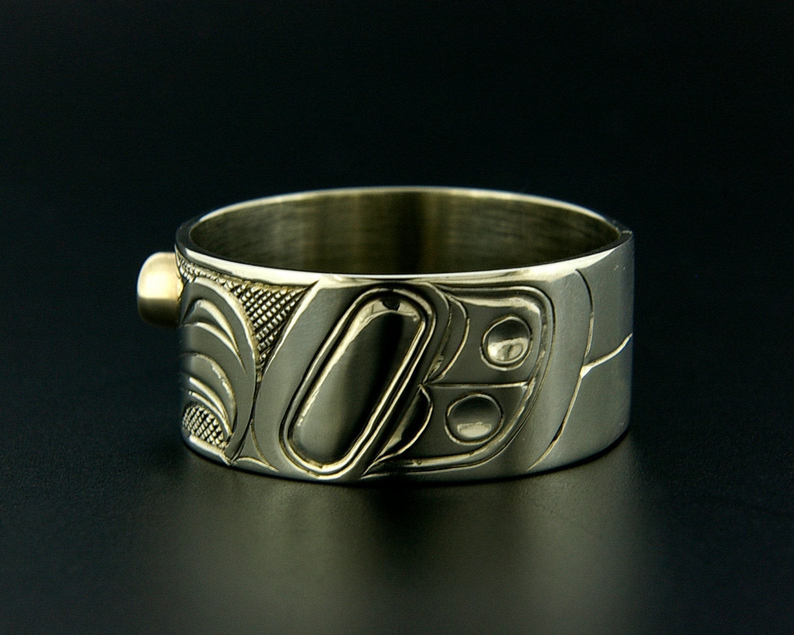 Mens Haida 14k White Gold Wedding Ring Eagle Design With 16pt Diamond ...