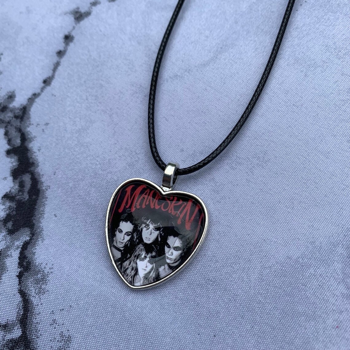 Maneskin Heart Pendant Necklace Gift - Etsy