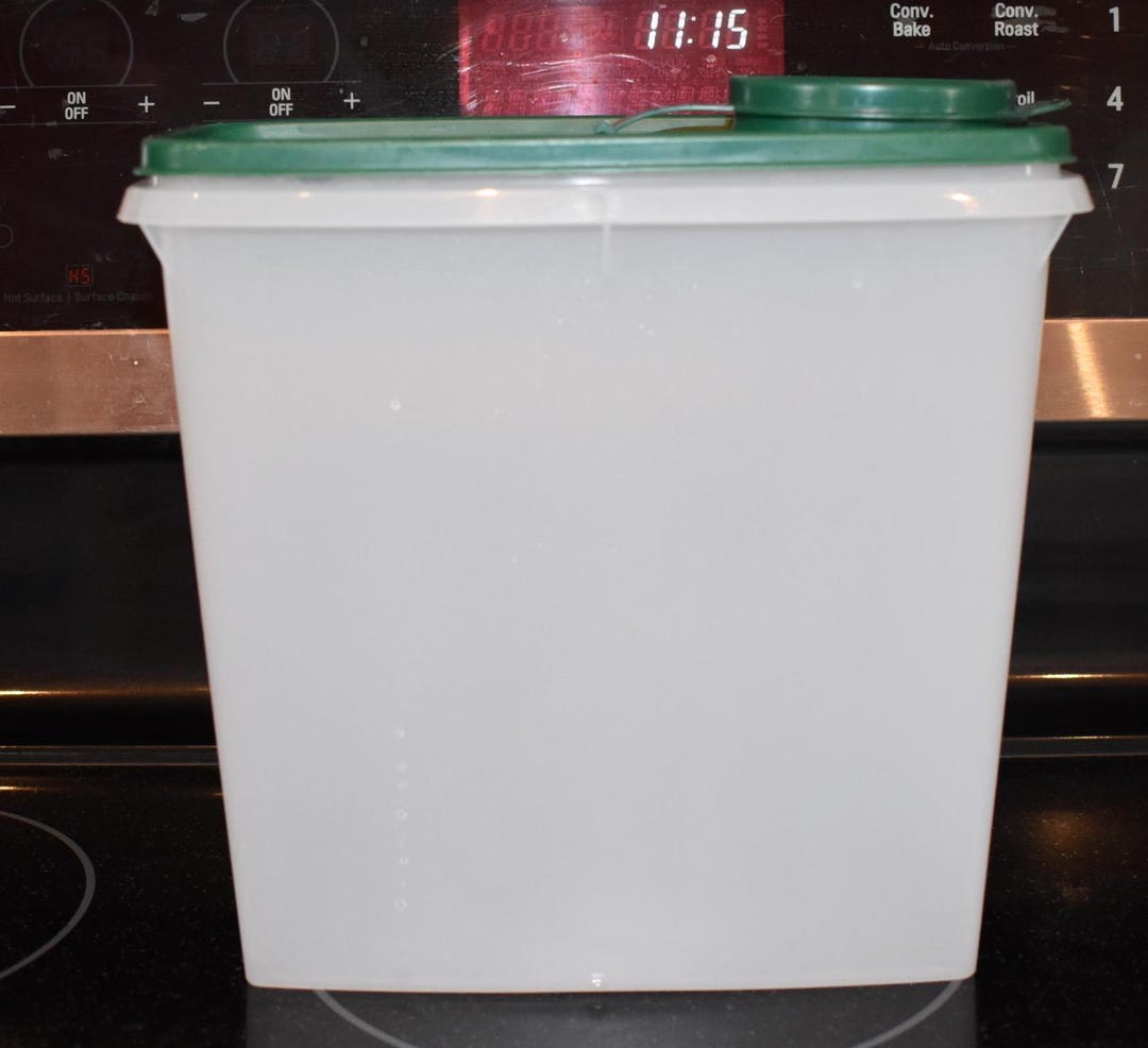 Rectangle Tupperware Cereal Grain Rice Container With Spout Free ...