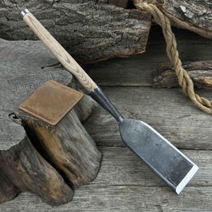 Timber Slick Chisel for Woodworking. Sharp Carbon Steel Blade, Ash Wood ...