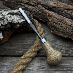Small Wood Carving Gouge With Palm Handle. Sharp Carbon Steel Blade ...