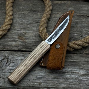 Yakut Knife. Sharp Carbon Steel Blade, Ash Wood Handle, Leather Sheath ...