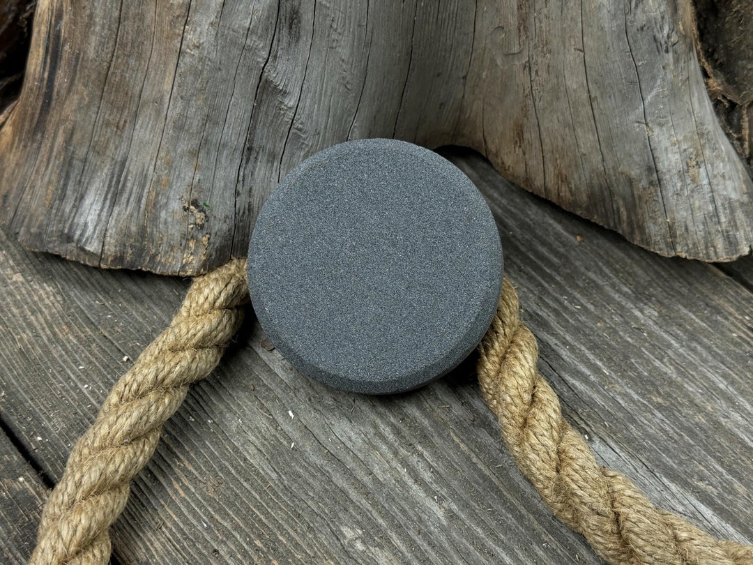 Round Sharpening Stone for Axes. Stone for Sharpening Knives, Axes ...