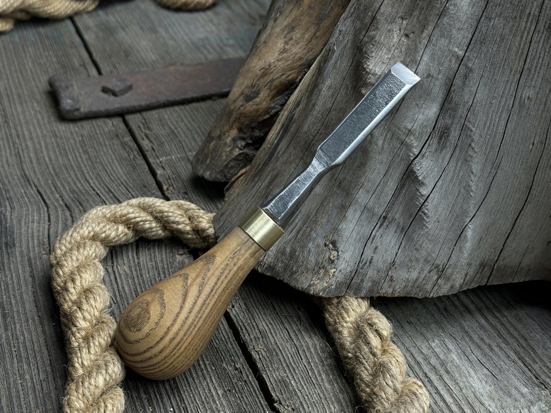 Small Wood Carving Chisel With Palm Handle. Razor Sharp Blade. Hand ...