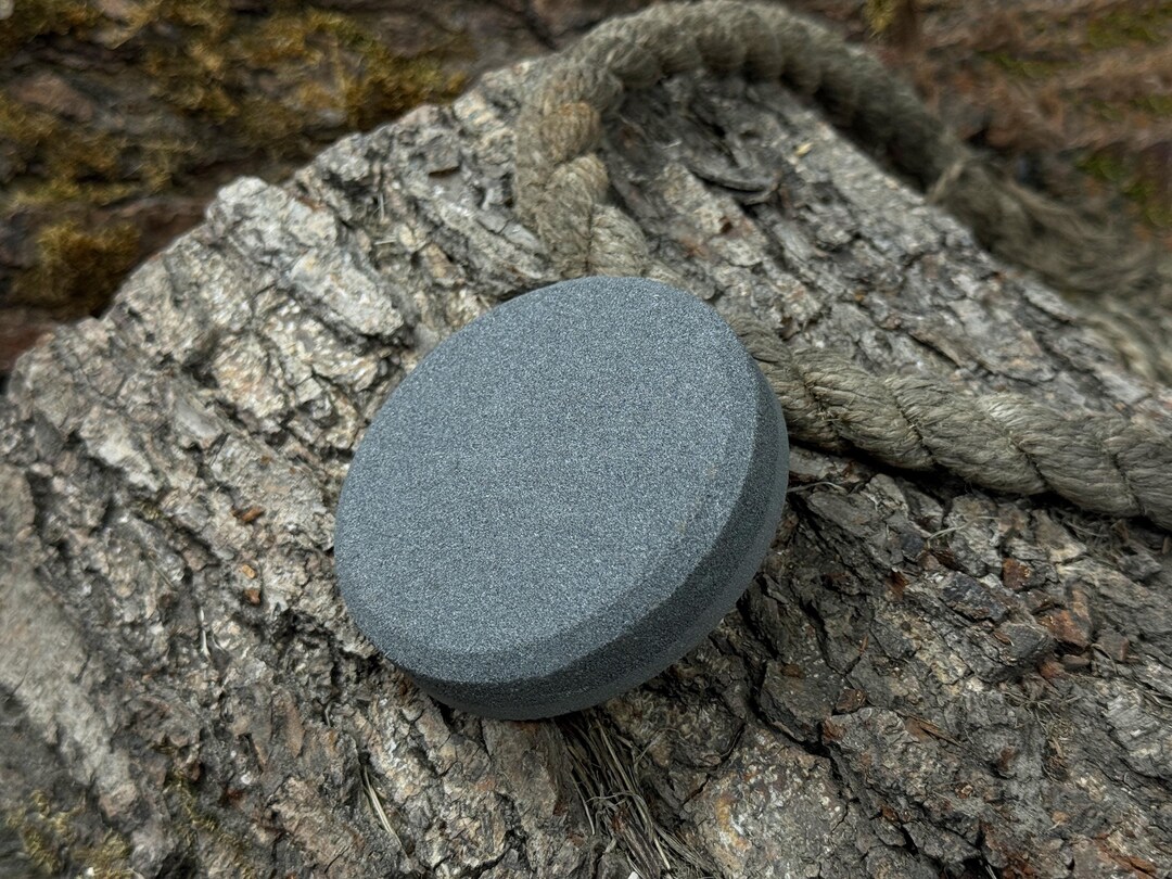Sharpening Stone for Axes. Round Stone for Sharpening Knives, Axes ...